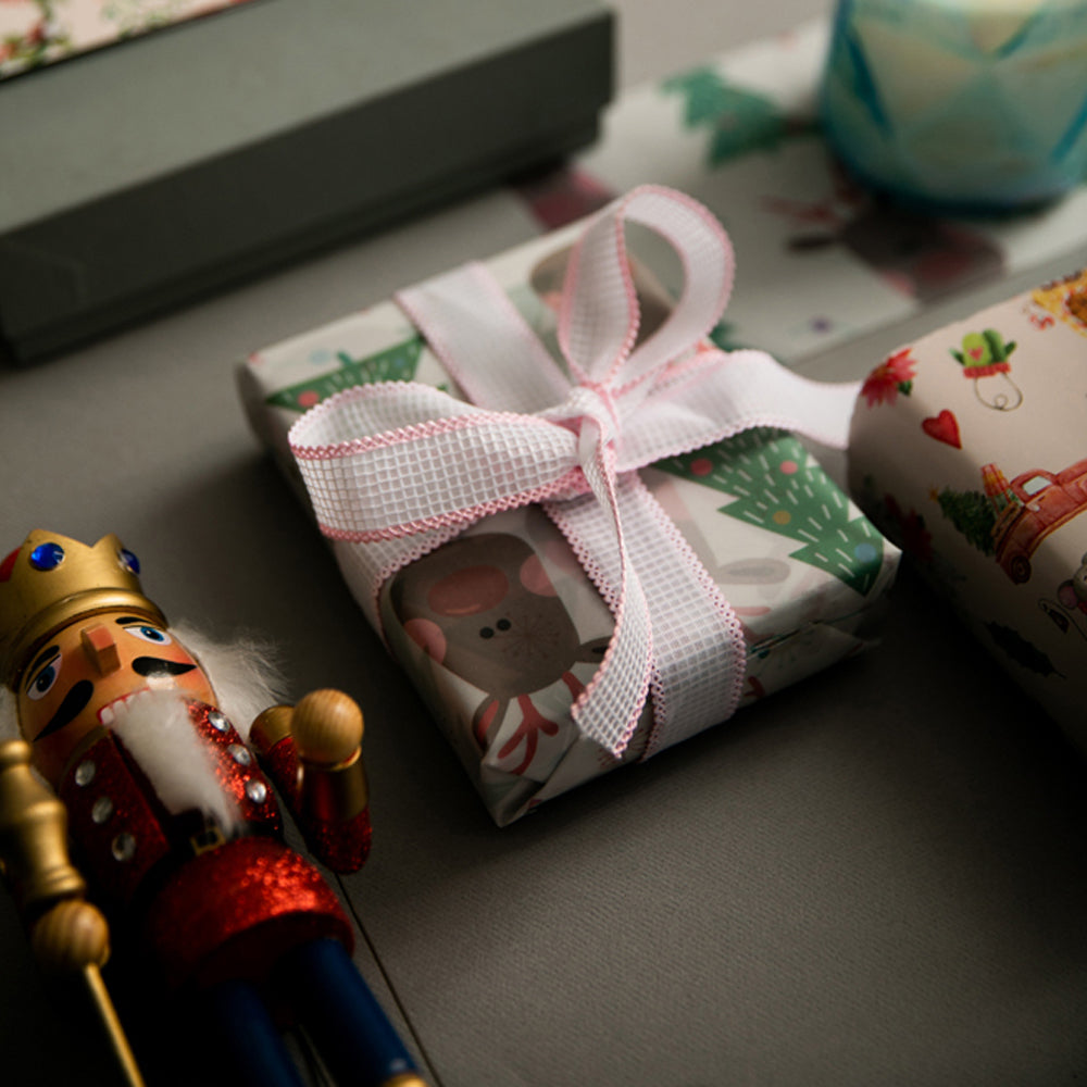 Rudolph The Red Nosed Reindeer Butter Paper - Set of 30 – Pink Palette ...